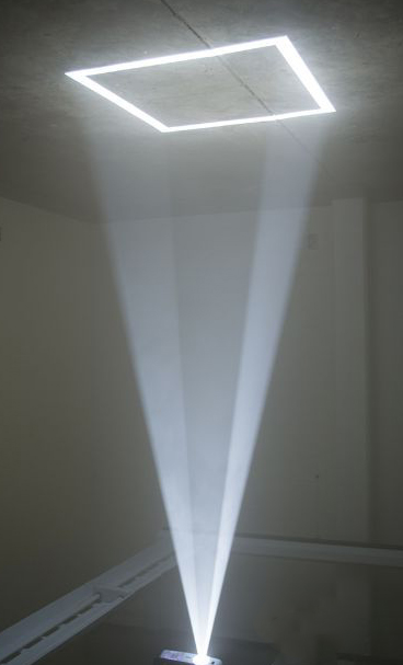 inverted-pyramid-light – Schrödinger's ÖTHER Cat